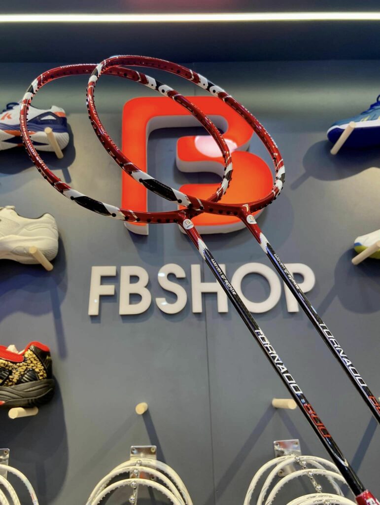 Vợt Cầu Lông Flypower Tornado 800 I Thể hiện sự đẳng cấp