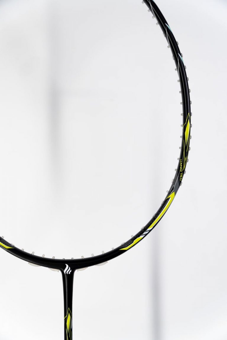 Vợt cầu lông Apavi White Crossbow | Tính năng vượt trội