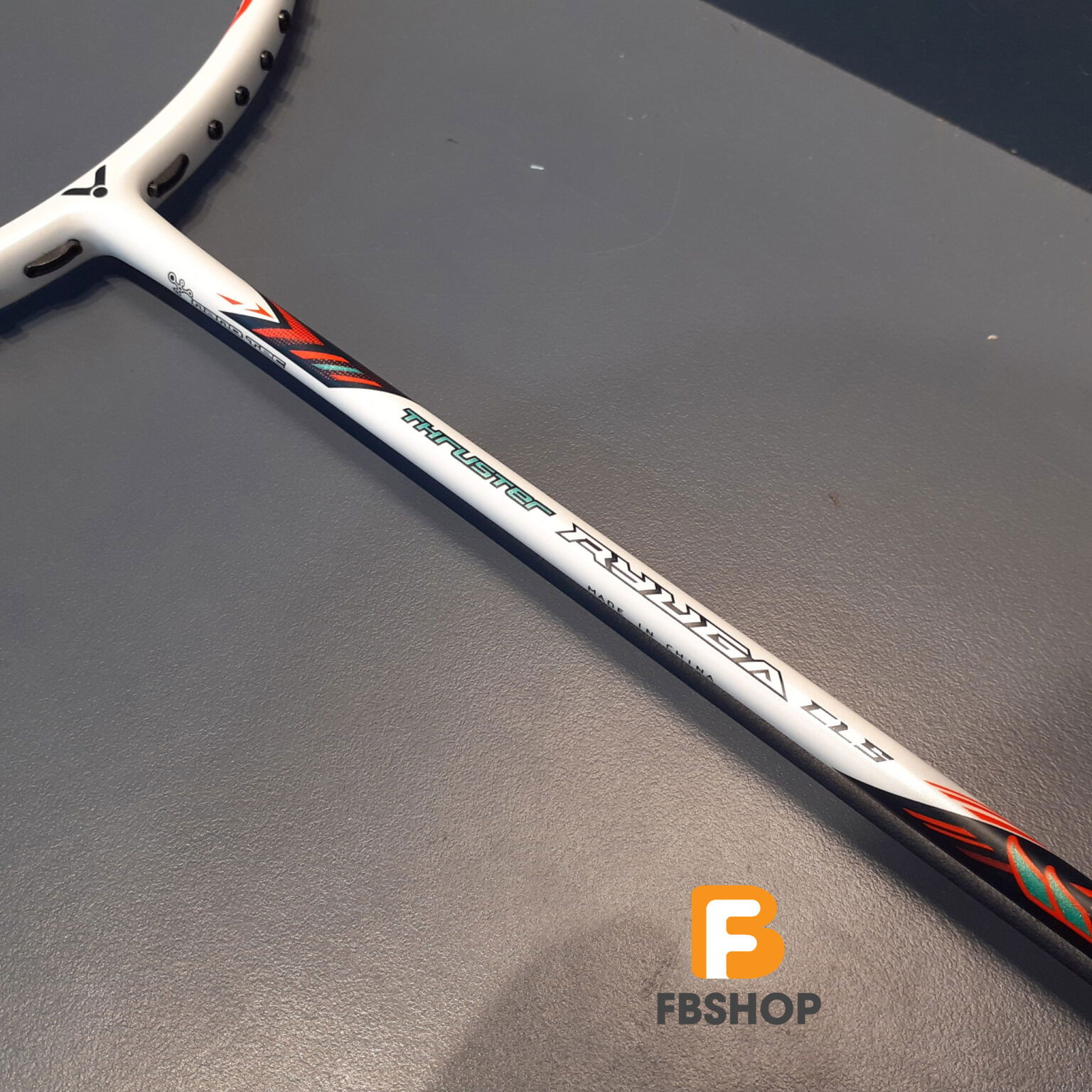 Vợt Cầu Lông Victor Thruster Ryuga CLS | Smash Cầu Mạnh Mẽ