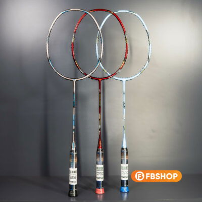 Đánh giá chi tiết "cỗ máy đập" Yonex Astrox 100ZZ Kurenai - FBSHOP