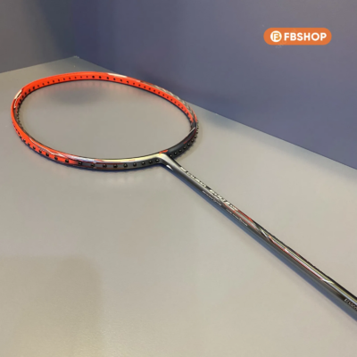 So sánh Vợt Yonex Astrox 100ZZ Và Yonex Astrox 100ZX